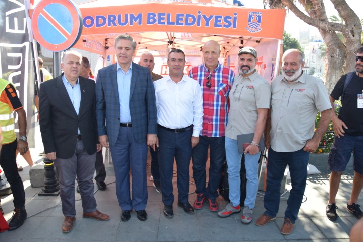 SÜPER ENDURO HEYECANI ASKER SELAMI İLE BAŞLADI - Bodrum Güncel Haber
